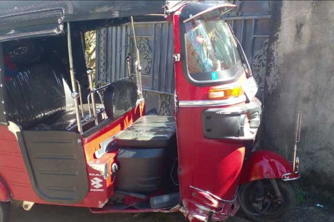 හබරාදූවේ වෙඩිතැබීමක් – srilankantribune.com