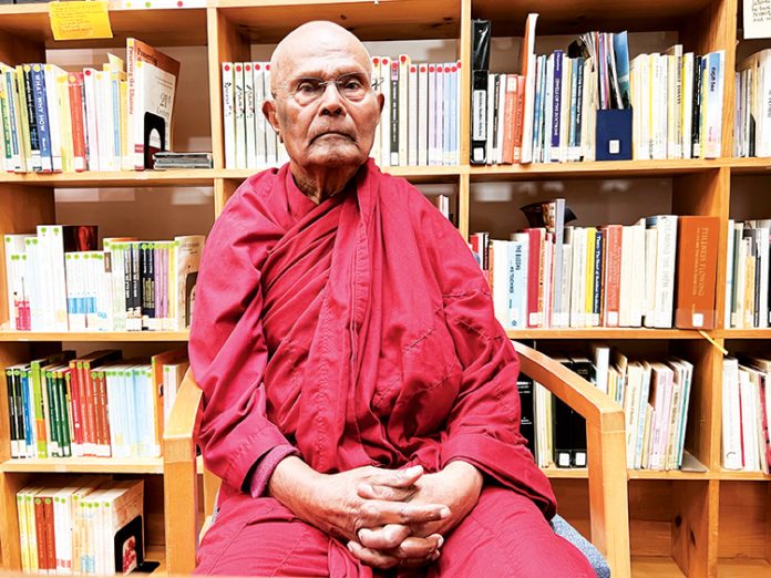 ඇමරිකාවේ බුදු දහම පිහිට වූ ගුණරතන නාහිමි 97 සපුරයි – srilankantribune.com